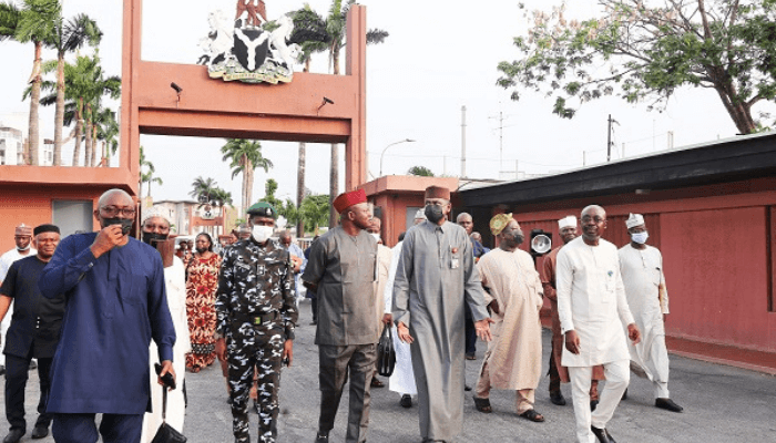 FG begins renovation of former seat of govt, Dodan Barracks – OBLONG ...